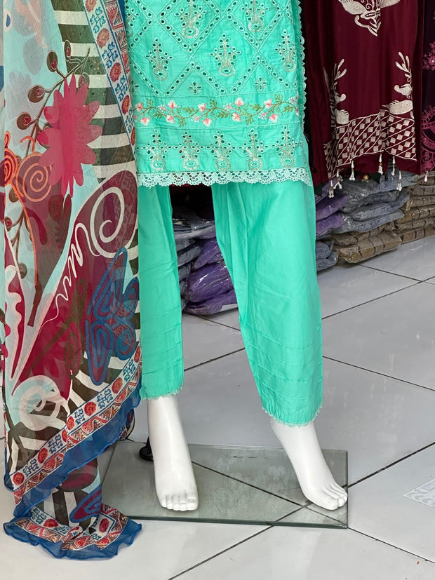 Shalwar Kameez Collection, Readymade Pakistani Suits – Guleranaonline.com